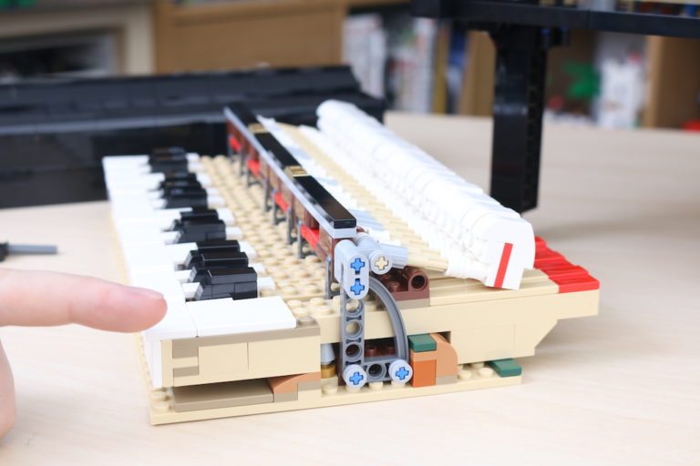 LEGO Ideas 21323 Grand Piano review - Brick Fanatics