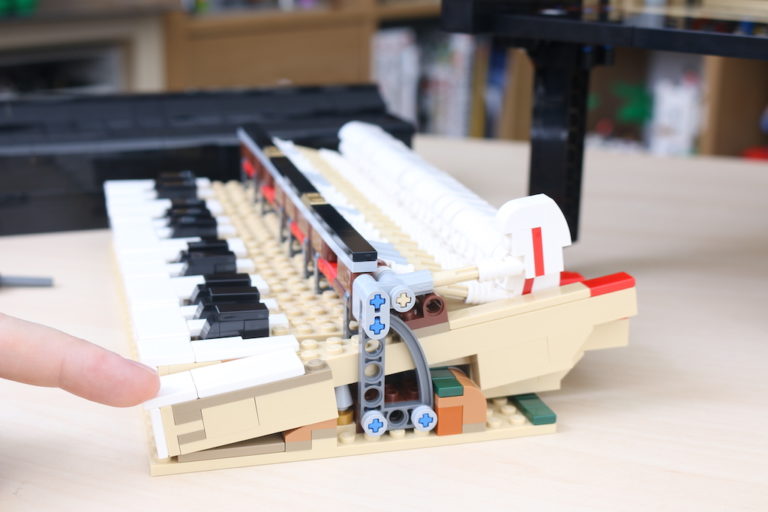 LEGO Ideas 21323 Grand Piano review - Brick Fanatics