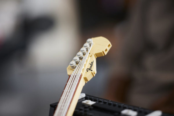 In pictures: LEGO Ideas 21329 Fender Stratocaster gallery