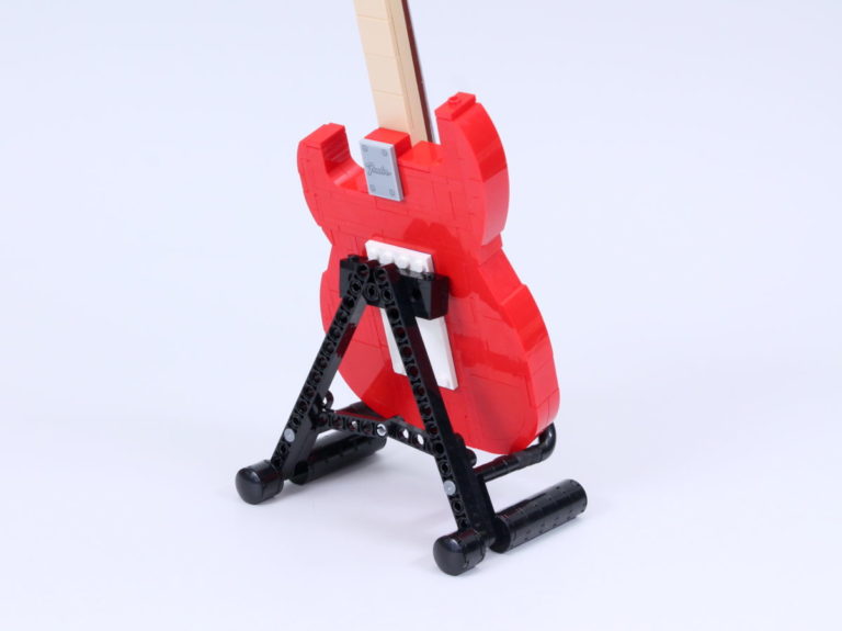 LEGO Ideas 21329 Fender Stratocaster review and gallery