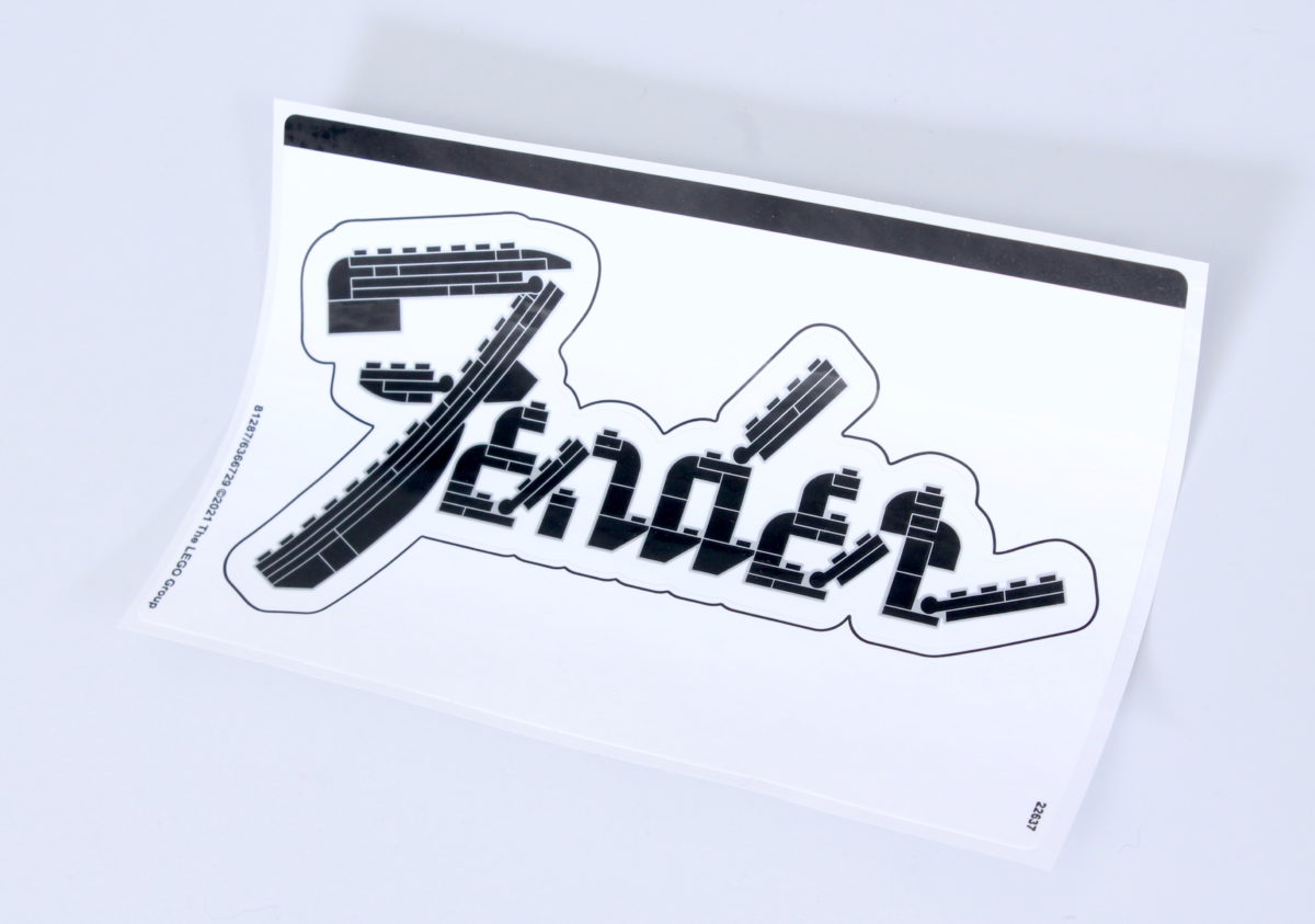 The non-LEGO elements of Ideas 21329 Fender Stratocaster