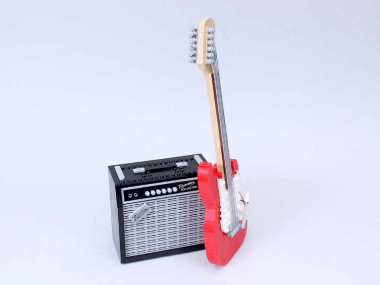 LEGO Ideas 21329 Fender Stratocaster review and gallery