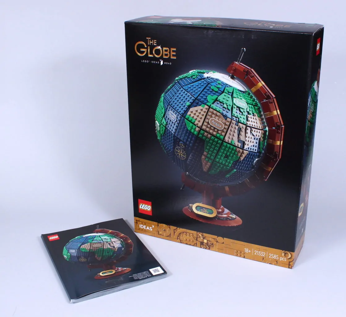 LEGO Ideas 21332 The Globe is one step forward, one back