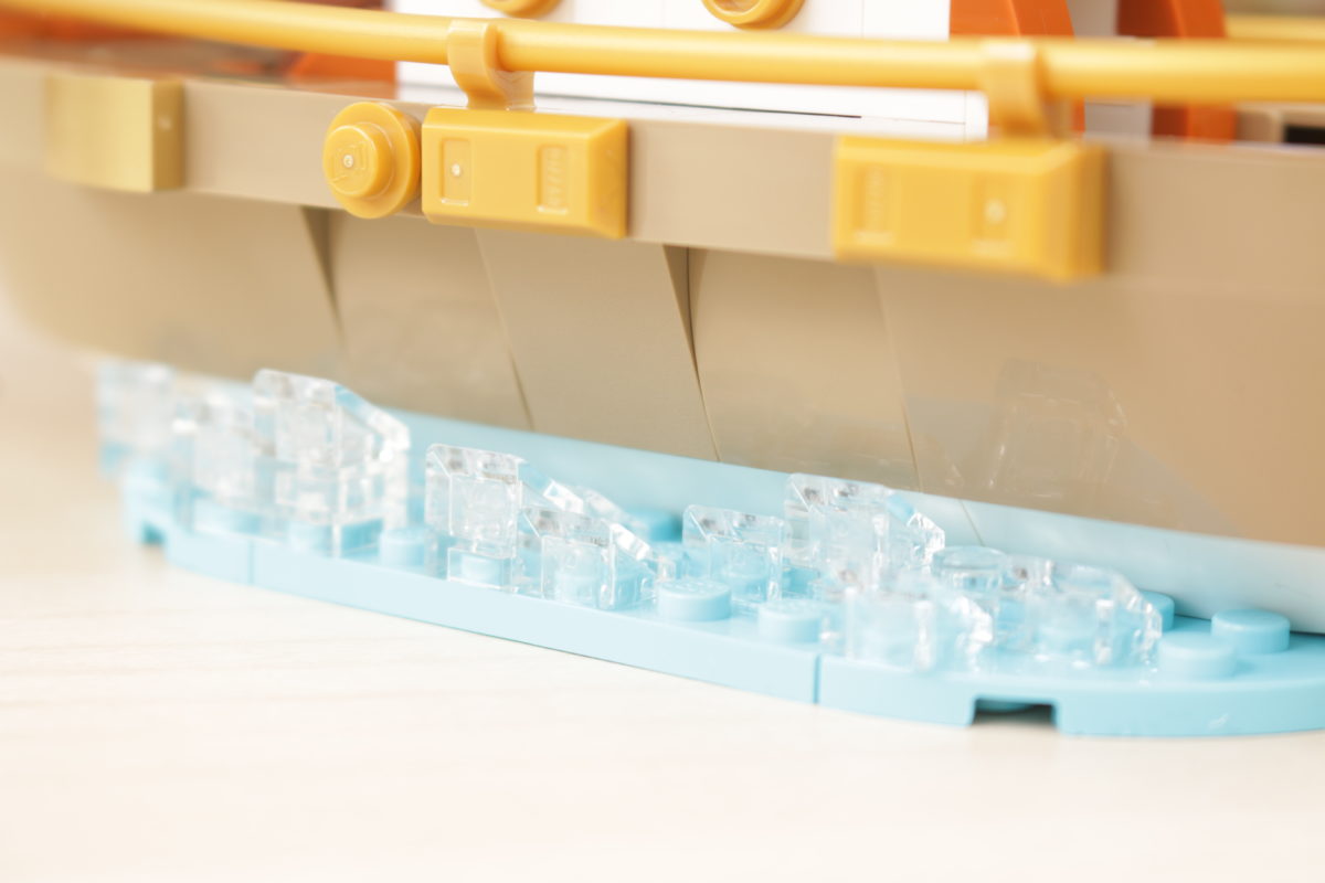 LEGO Ideas 40487 Sailboat Adventure GWP review and gallery