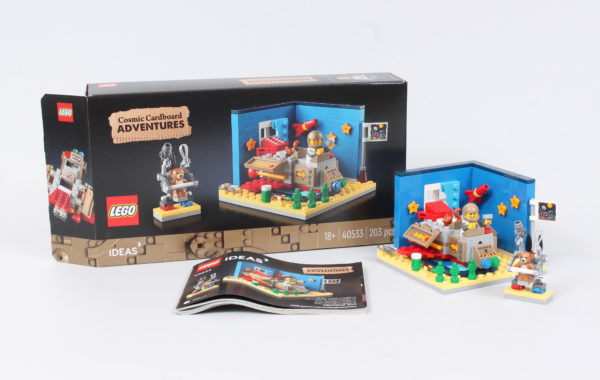 Free LEGO Ideas 40533 Cosmic Cardboard Adventures extended