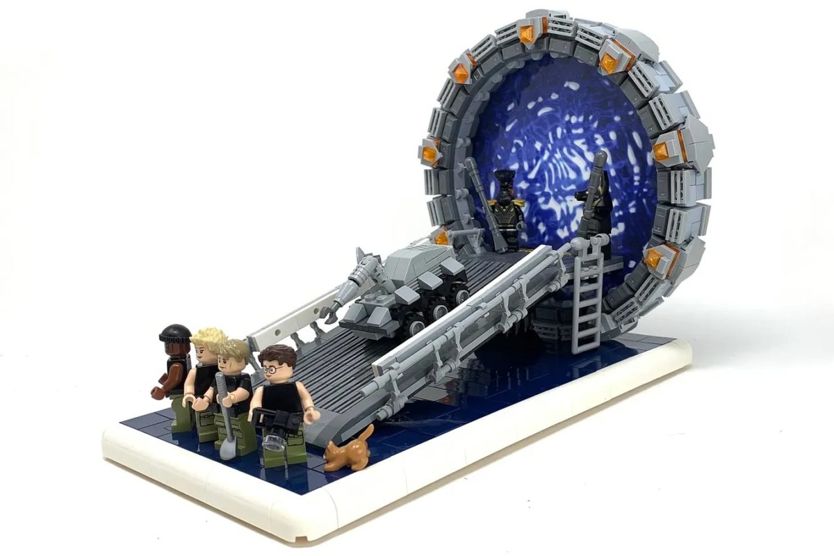 Brick-built Stargate reaches 10K supporters on LEGO Ideas