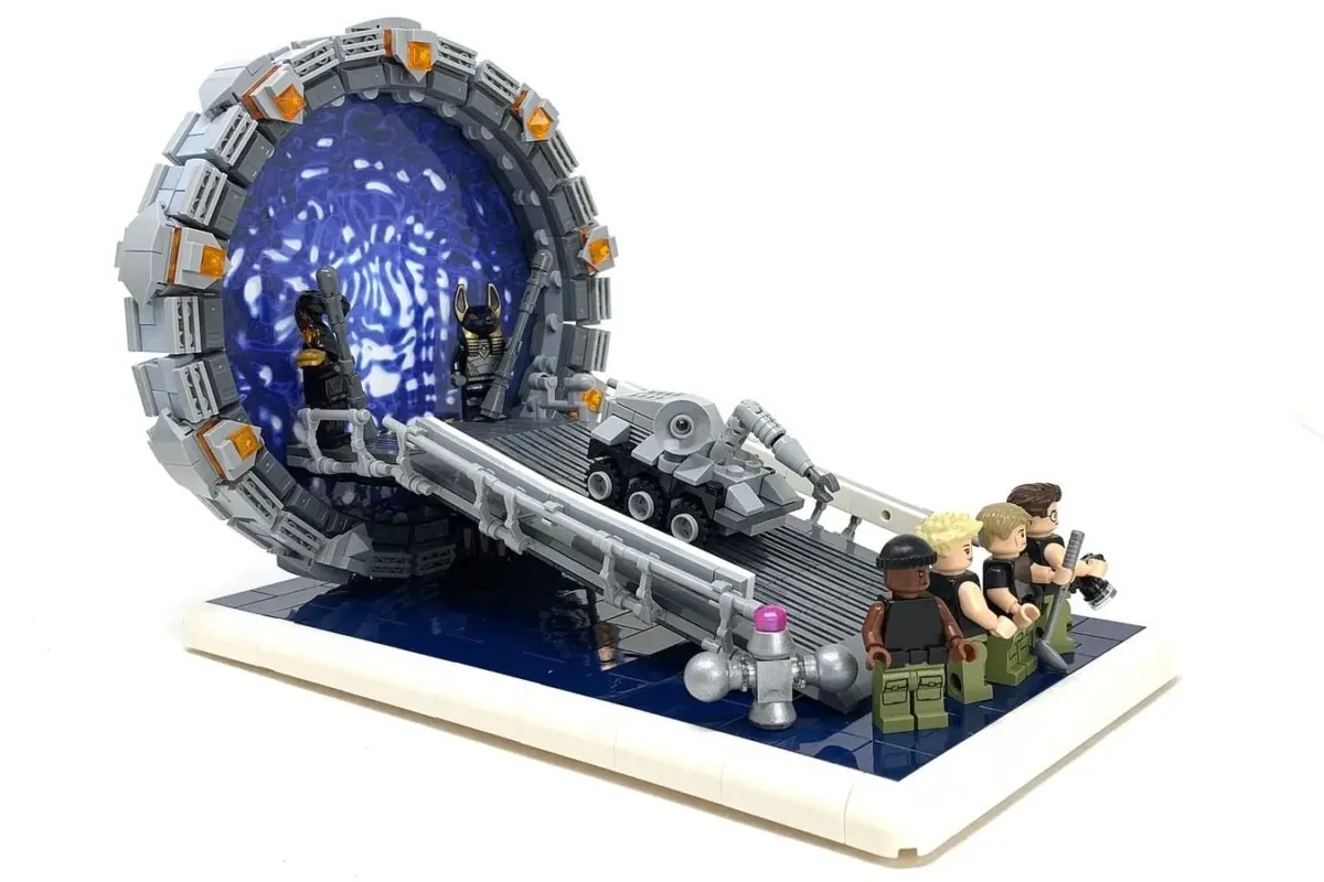 Brick-built Stargate reaches 10K supporters on LEGO Ideas