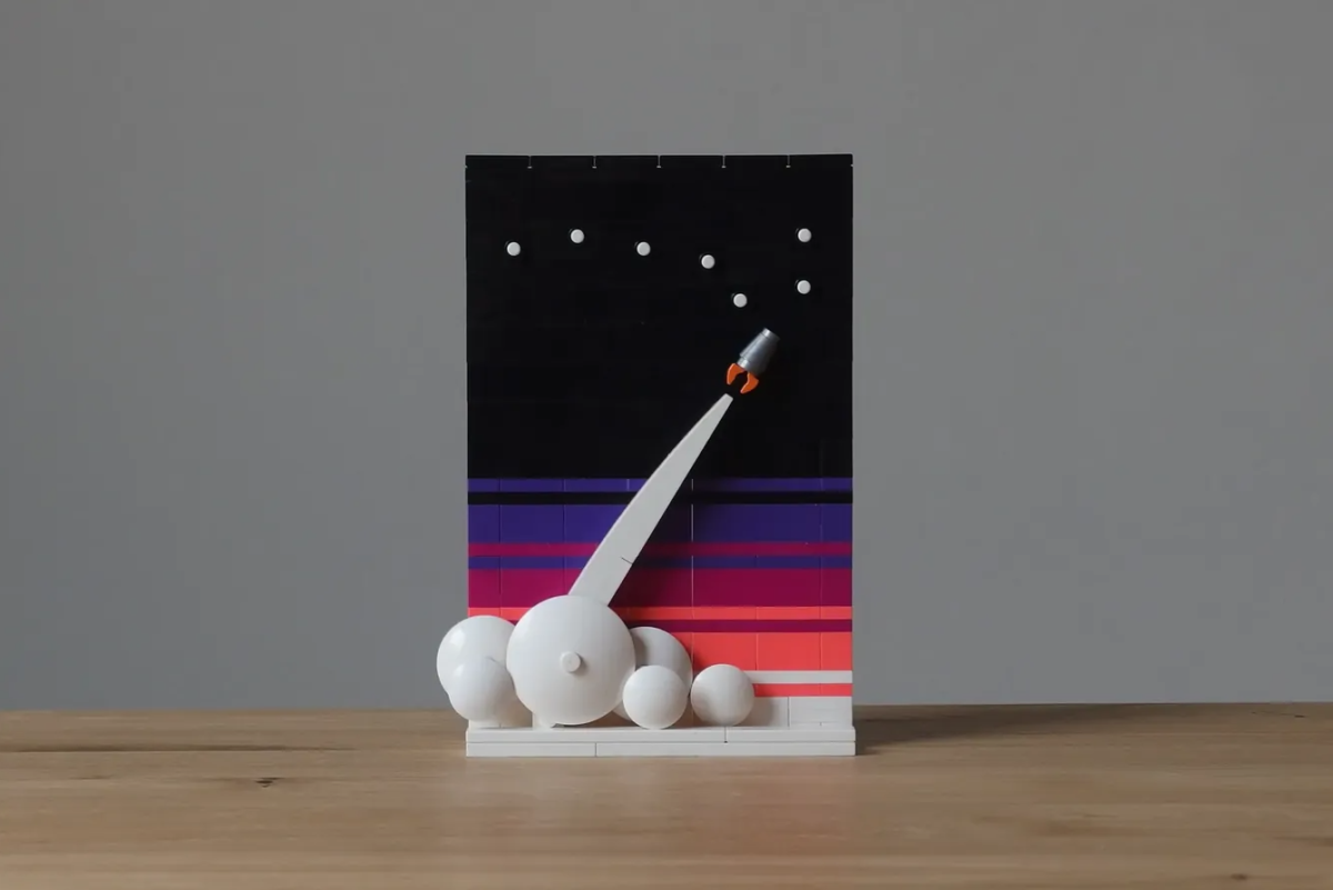 Fan-made LEGO space art project reaches 10K on LEGO Ideas