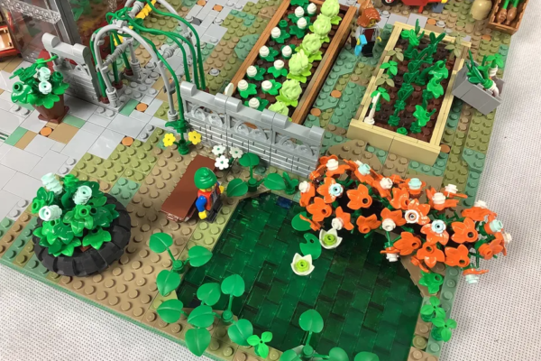Brick-built greenhouse reaches 10K supporters on LEGO Ideas