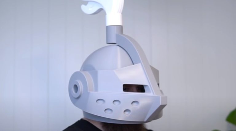 Become the LEGO knight you always wanted to be with this 3D printed helmet