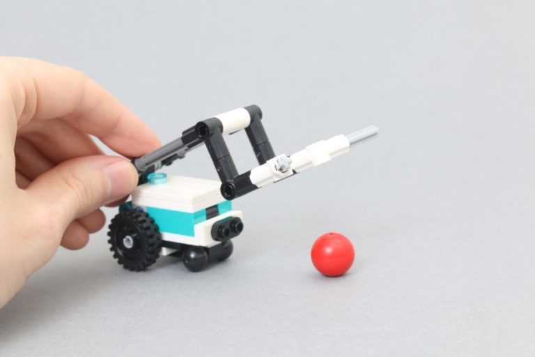 LEGO MINDSTORMS 40413 Mini Robots review