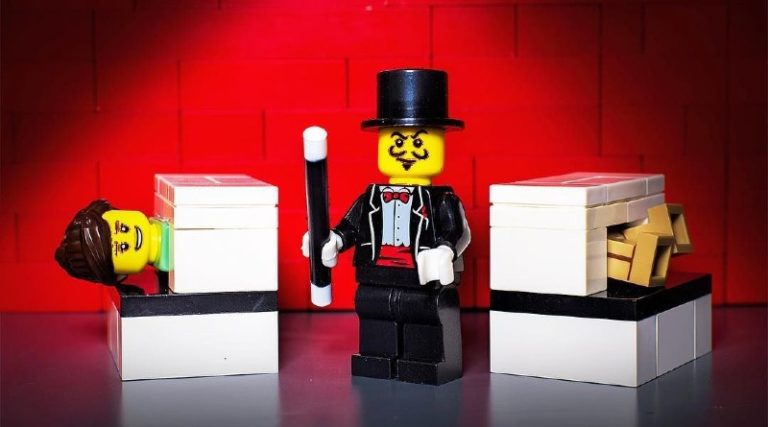 Master Model Builder performs LEGO magic tricks on TikTok