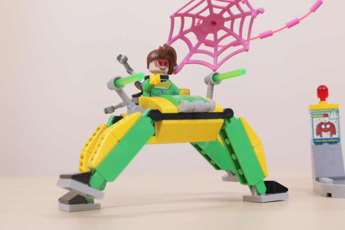 LEGO Marvel 10783 Spider-Man at Doc Ock’s Lab full review