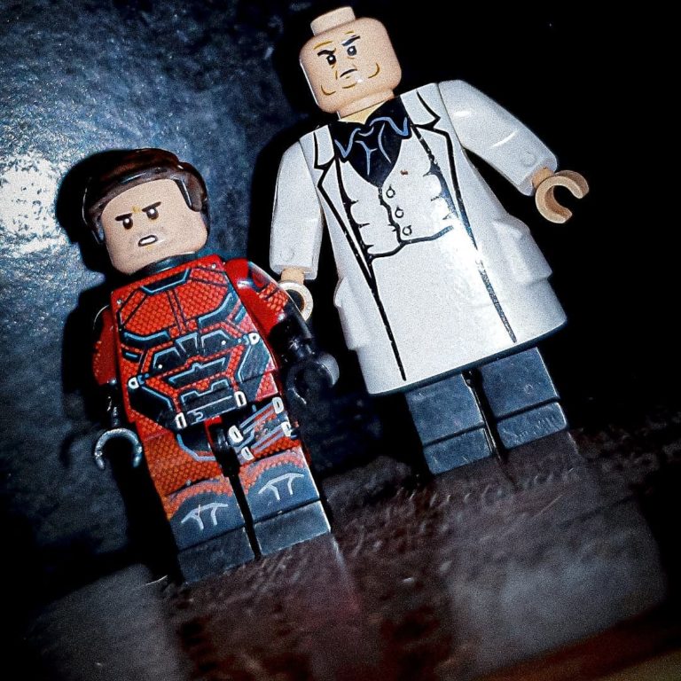 Five ways to build your own LEGO Marvel Kingpin figure