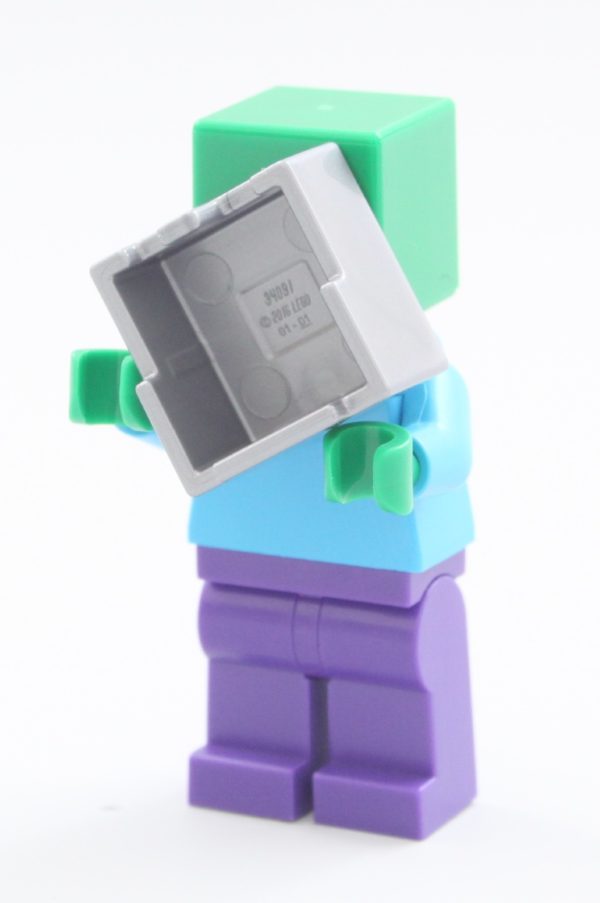 LEGO Minecraft 21186 The Ice Castle review and gallery