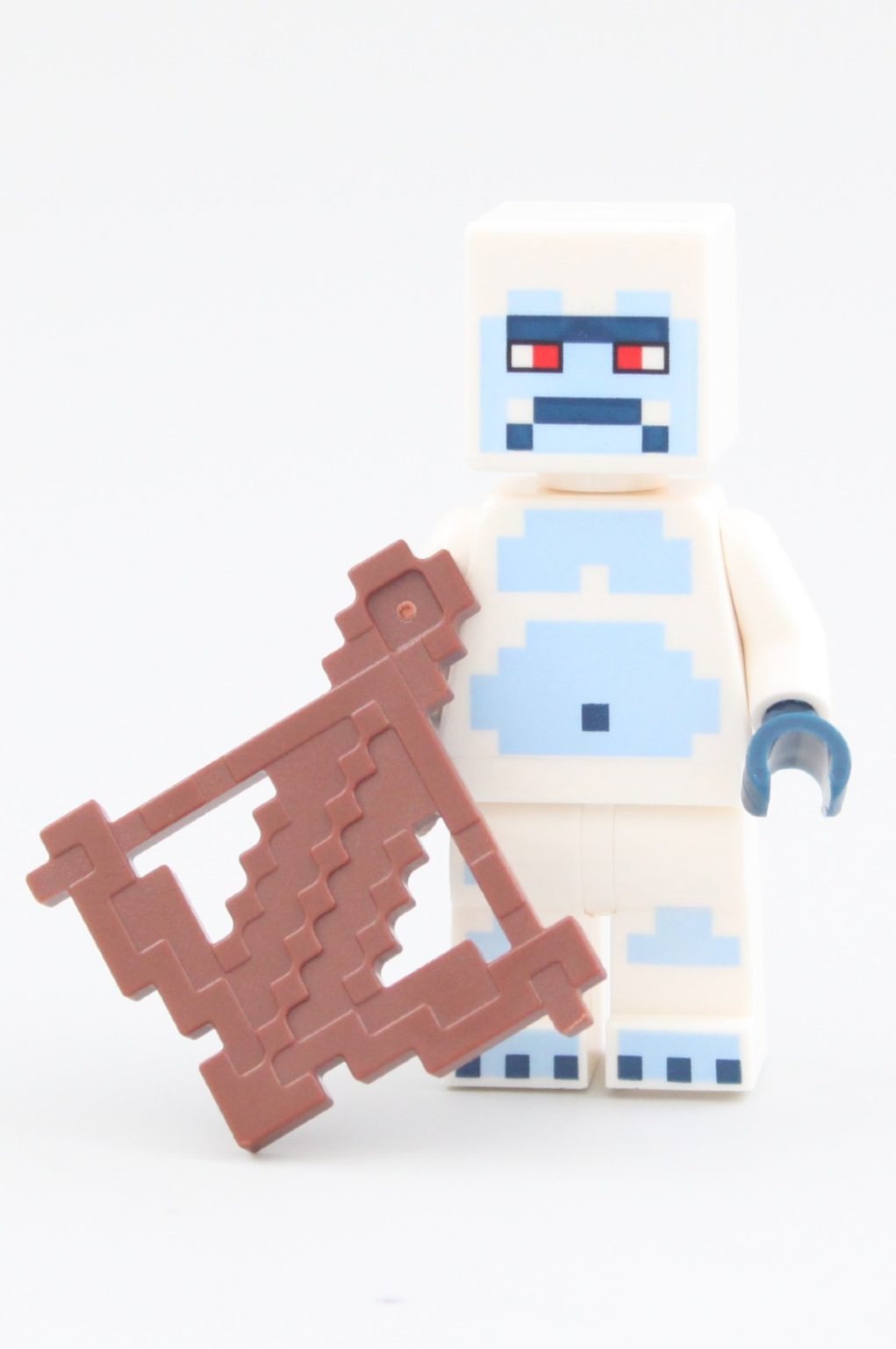 LEGO Minecraft 21186 The Ice Castle review and gallery