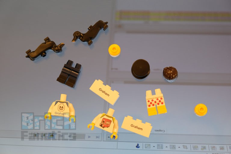 Creating a custom character at the LEGO Minifigure Factory