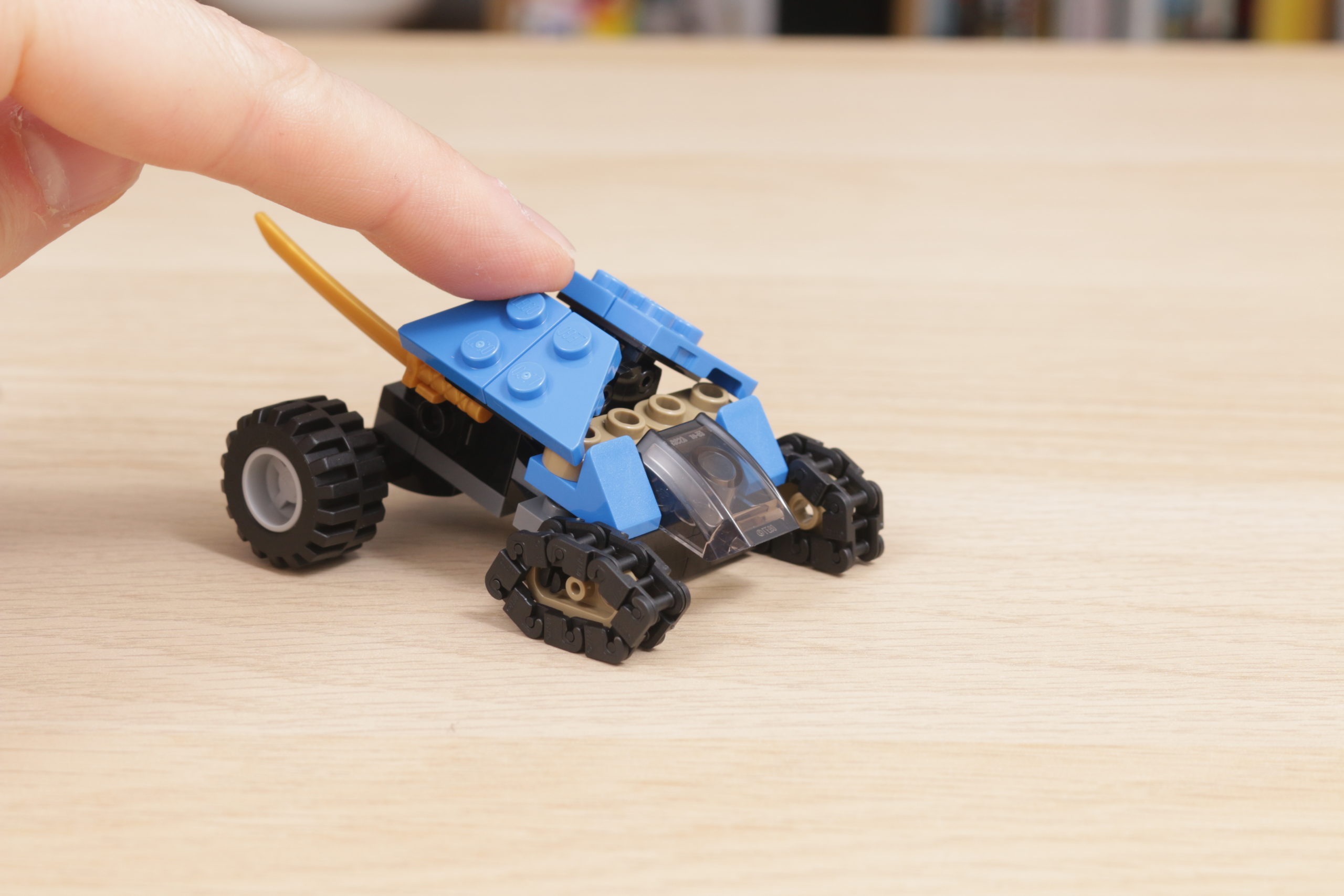 LEGO NINJAGO 30592 Mini Thunder Raider gift-with-purchase