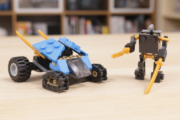 LEGO NINJAGO 30592 Mini Thunder Raider gift-with-purchase