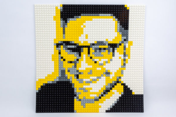 How to create a personalised portrait with the online LEGO Mosaic Maker