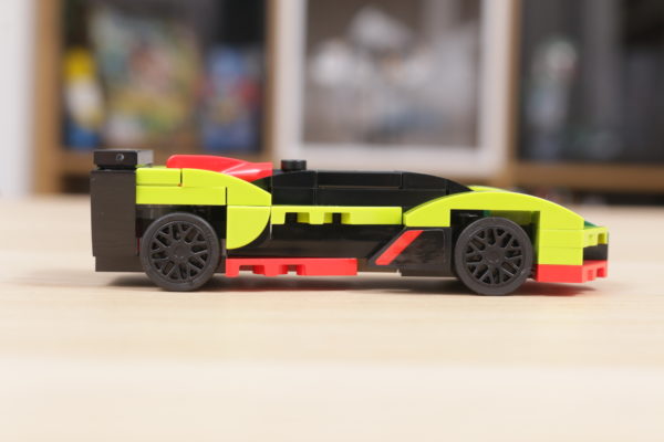 LEGO Speed Champions 30434 Aston Martin Valkyrie AMR Pro review
