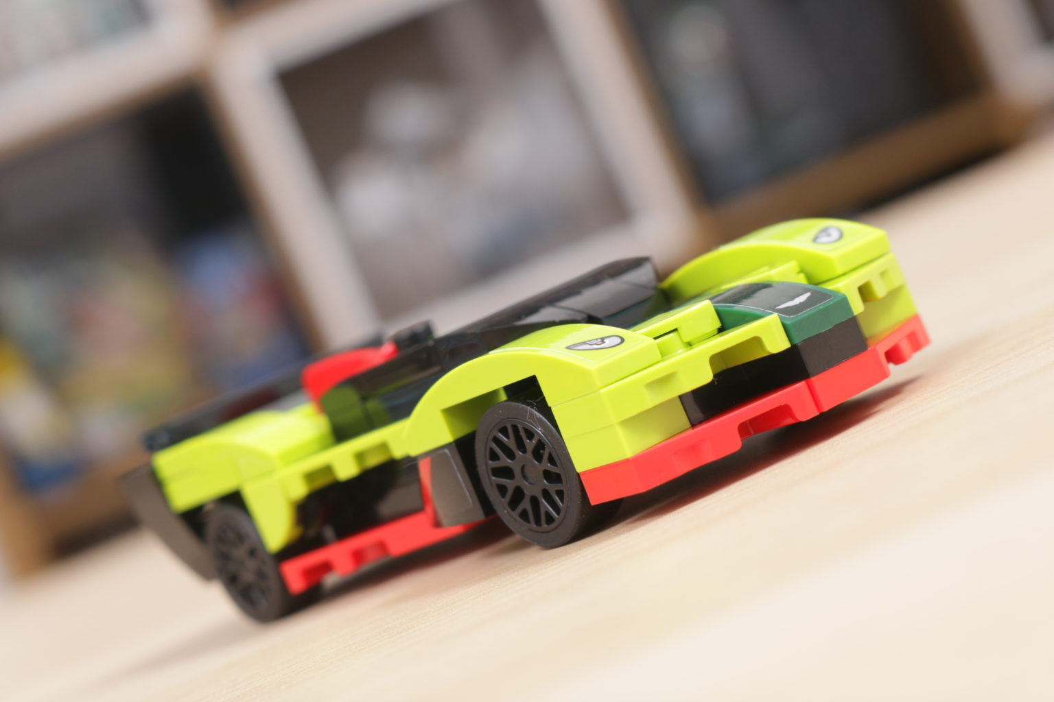 LEGO Speed Champions 30434 Aston Martin Valkyrie AMR Pro review