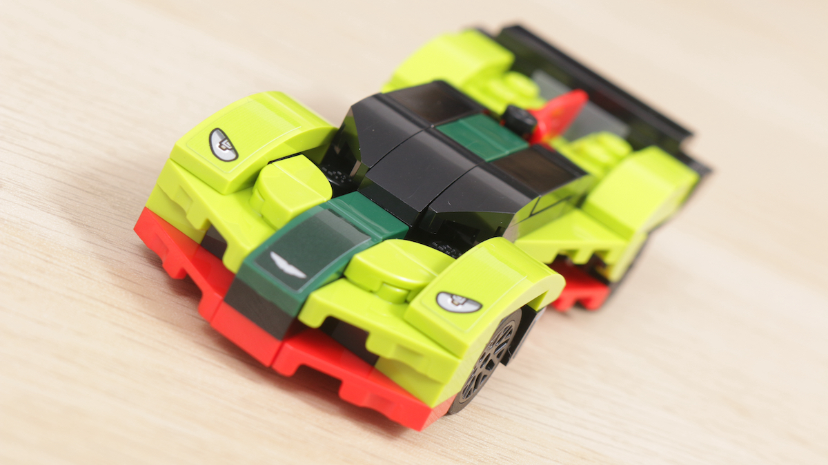 LEGO Speed Champions 30434 Aston Martin Valkyrie AMR Pro review - Brick ...