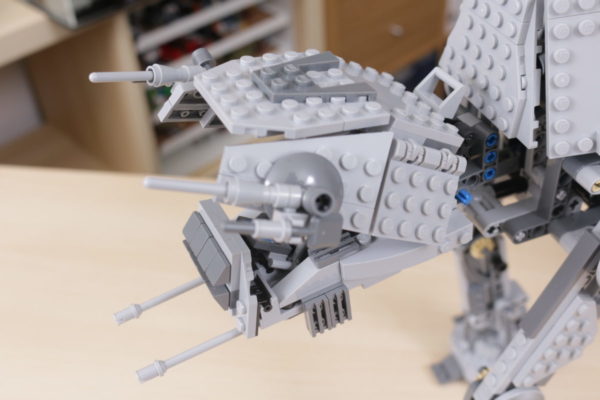 LEGO Star Wars 10178 Motorized Walking AT-AT detailed review