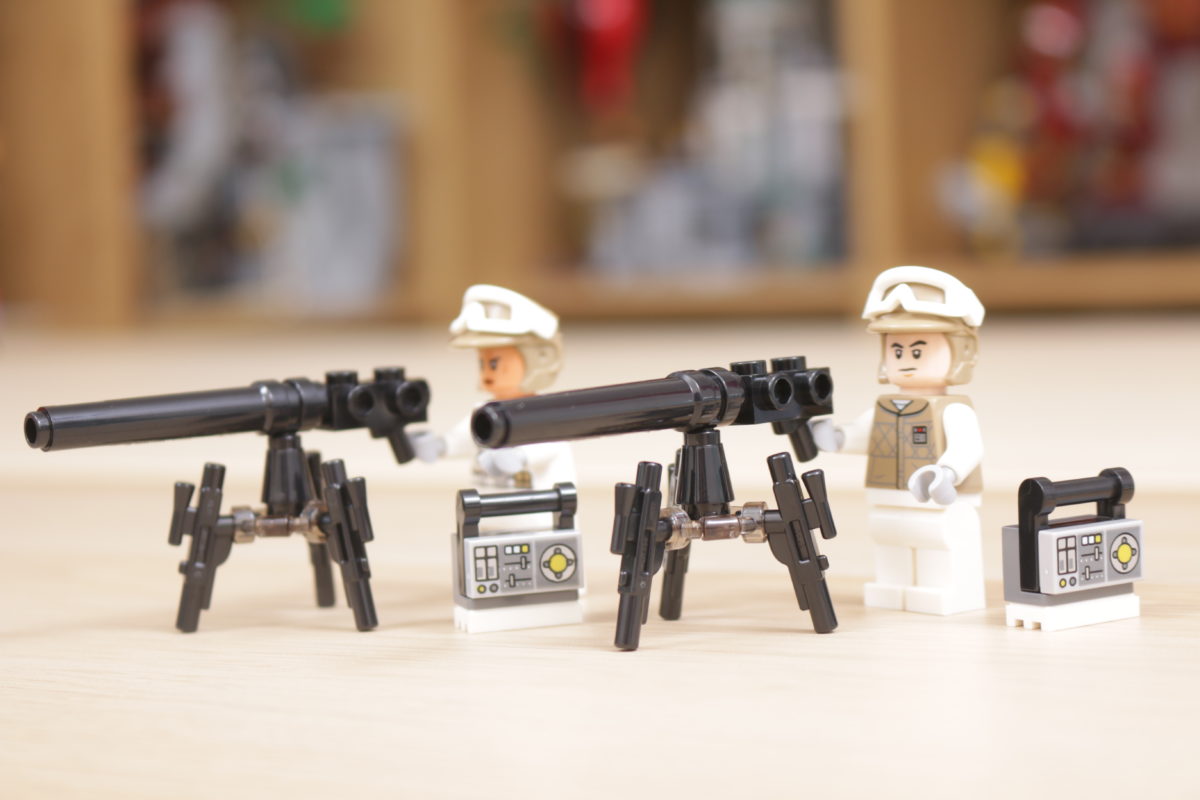 LEGO Star Wars 40557 Defence of Hoth review and gallery