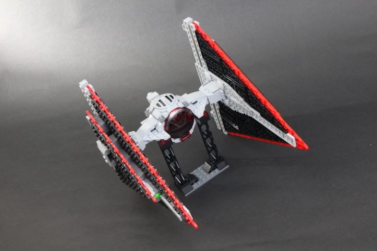 LEGO Star Wars 75272 Sith TIE Fighter review
