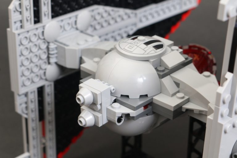 LEGO Star Wars 75272 Sith TIE Fighter review