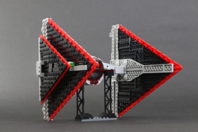 LEGO Star Wars 75272 Sith TIE Fighter review