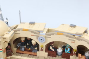 LEGO Star Wars 75290 Mos Eisley Cantina review