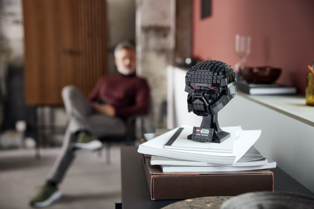 LEGO Star Wars 75343 Dark Trooper Helmet officially unveiled