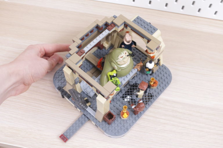 LEGO Star Wars 9516 Jabba’s Palace review and gallery
