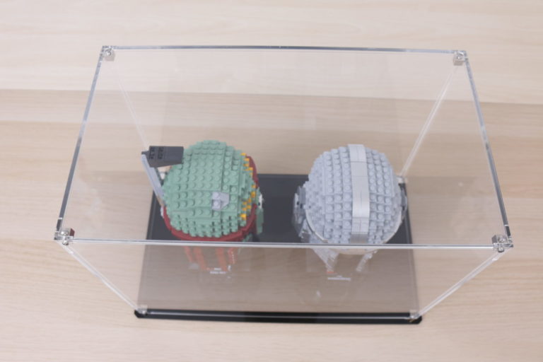 How to display a LEGO Star Wars Helmet Collection properly