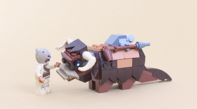 LEGO Star Wars Microfighters 75263 Resistance Y-wing, 75264 Kylo Ren’s ...