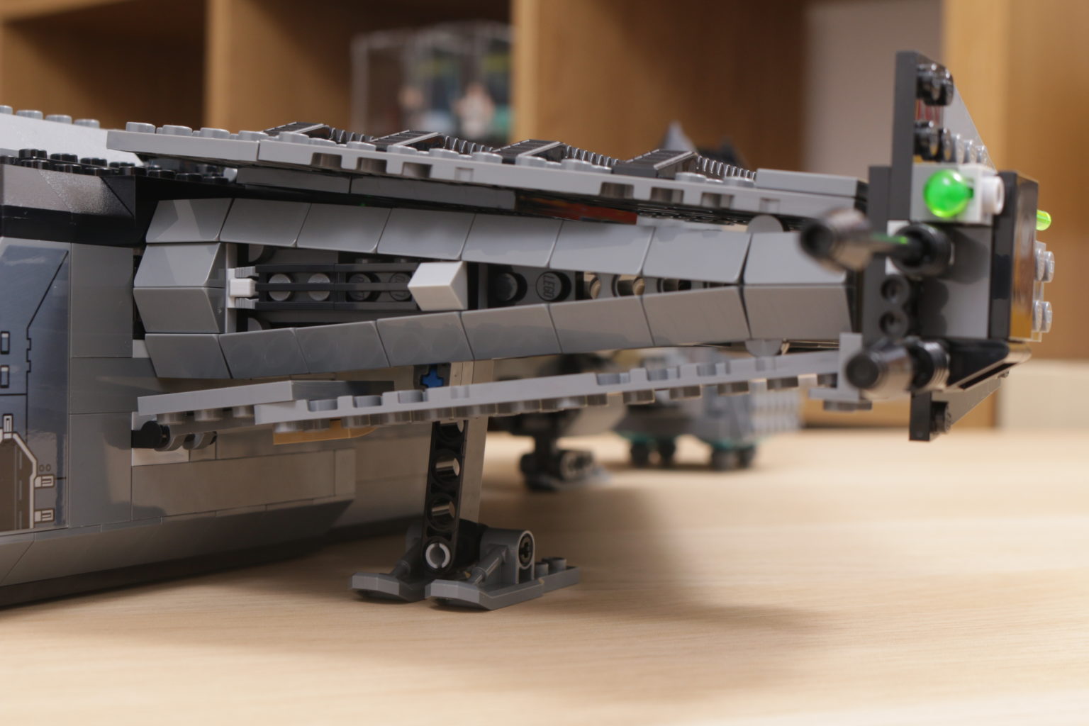 LEGO Star Wars 75323 The Justifier review and gallery