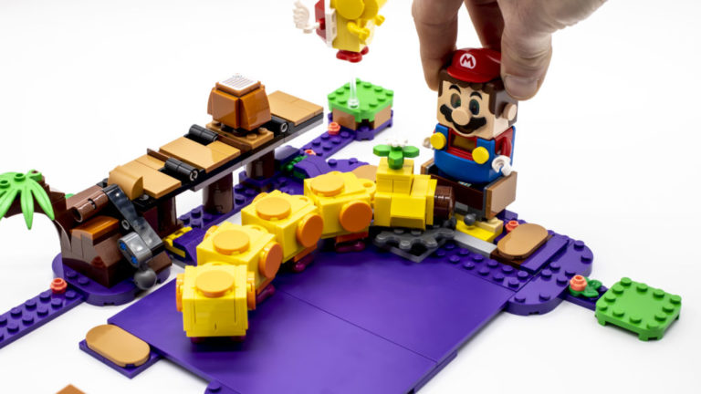 LEGO Super Mario 71383 Wiggler's Poison Swamp review