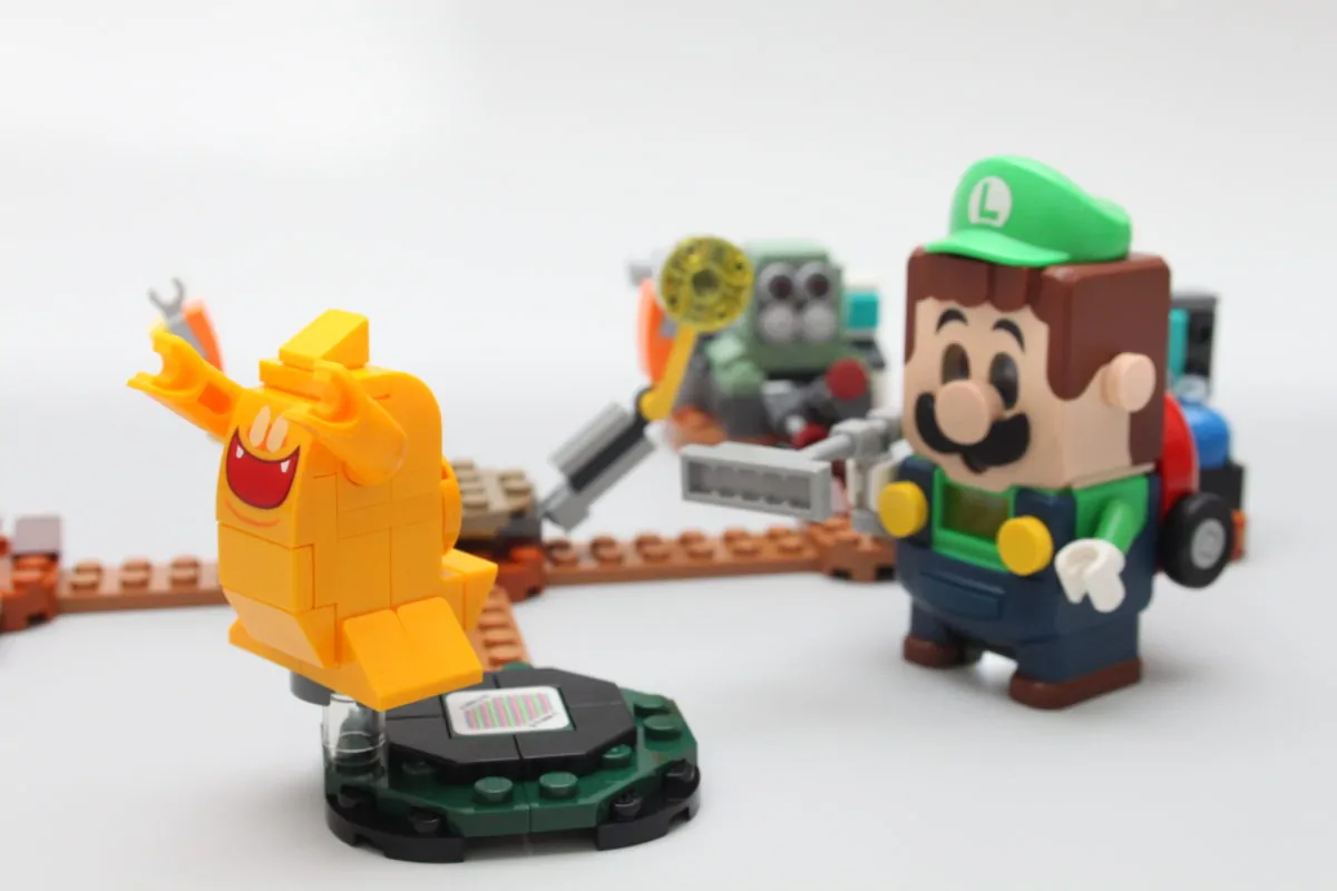 LEGO Super Mario 71397 Luigi’s Mansion Poltergust review