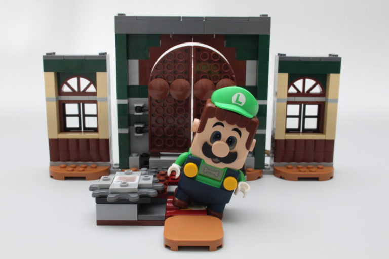 LEGO Super Mario 71399 Luigi's Mansion Entryway 2022 review