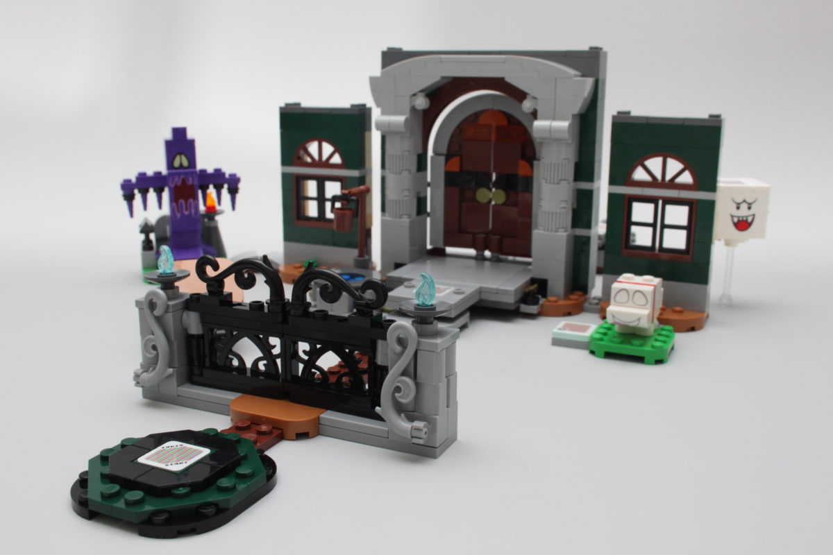 LEGO Super Mario 71399 Luigi's Mansion Entryway 2022 review