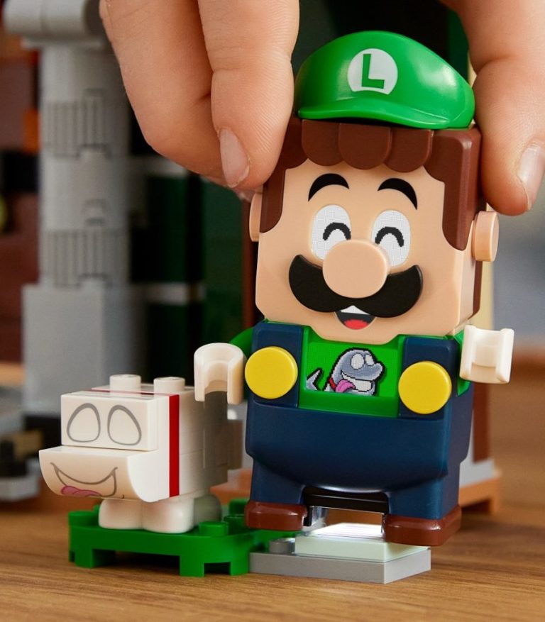Five things we noticed in the LEGO Luigi's Mansion sets