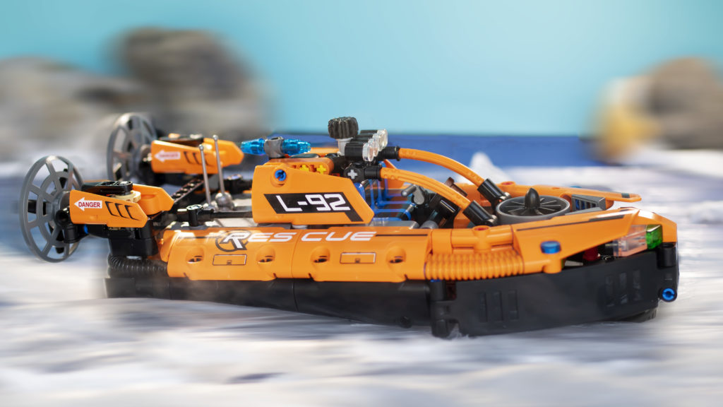 LEGO Technic 42120 Rescue Hovercraft review and gallery