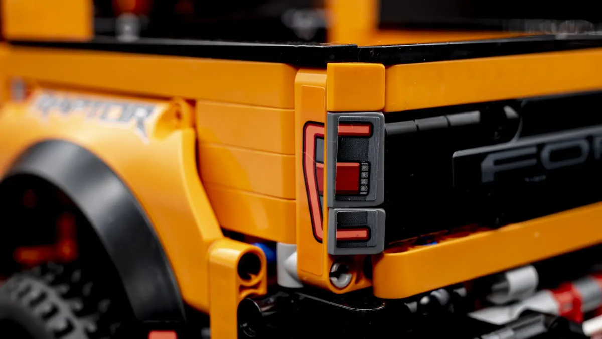 LEGO Technic 42126 Ford F-150 Raptor review and gallery