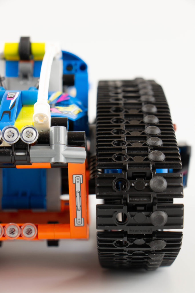 LEGO Technic 42140 Transformation Vehicle review and gallery