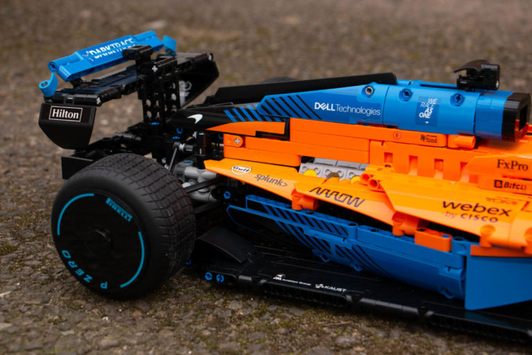 LEGO Technic 42141 McLaren Formula 1 Race Car full review