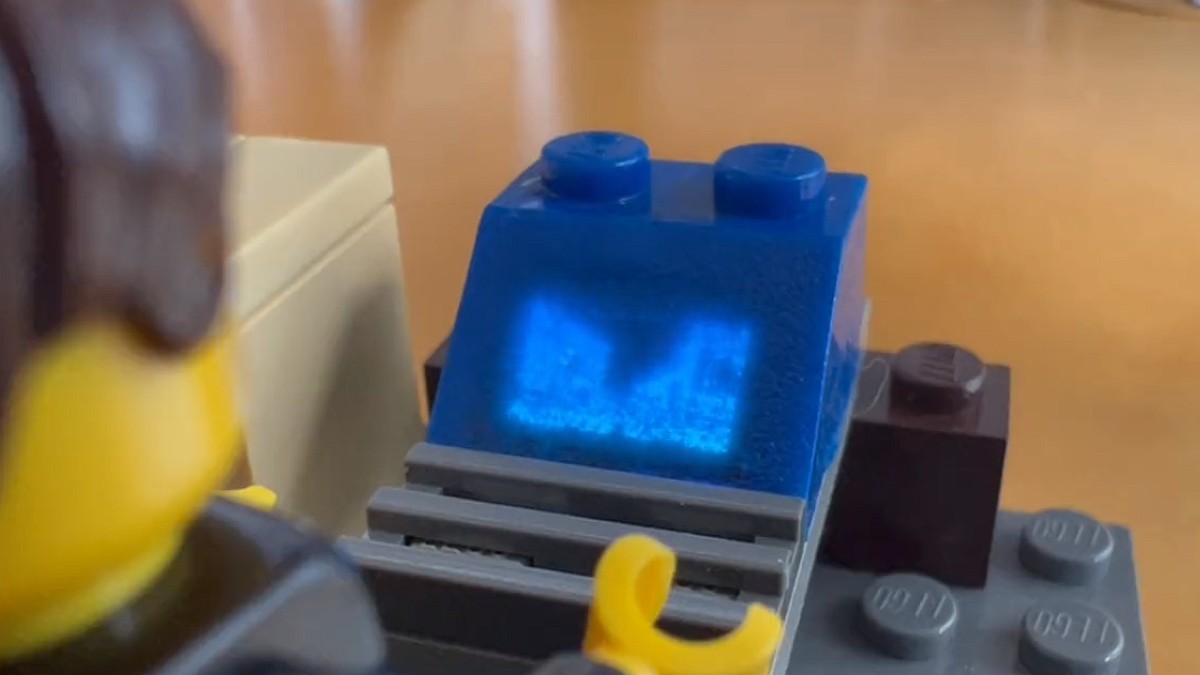 This electronic LEGO brick can also run Doom
