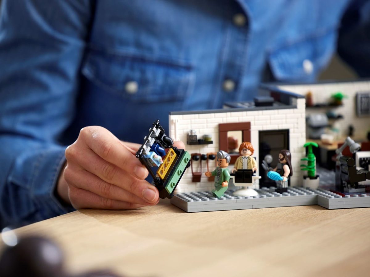 LEGO for Adults 10291 Queer Eye – The Fab 5 Loft revealed