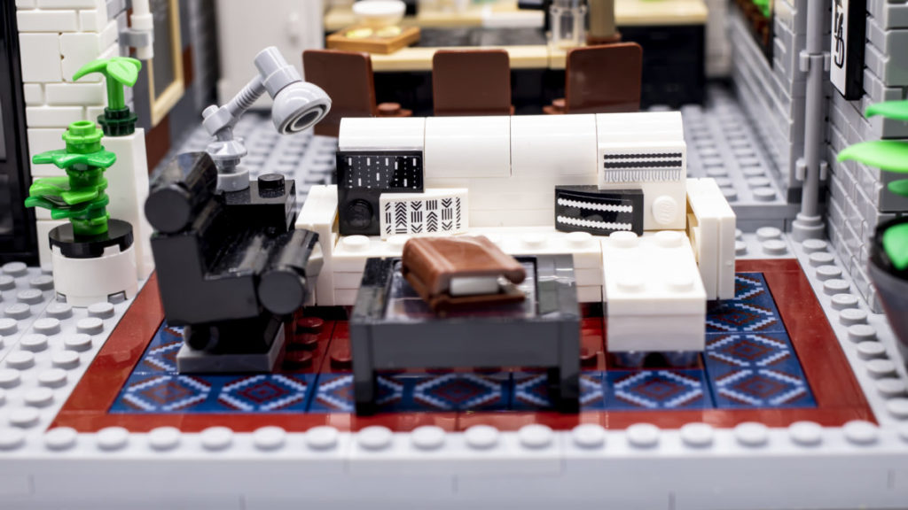 LEGO for Adults 10291 Queer Eye – The Fab 5 Loft full review